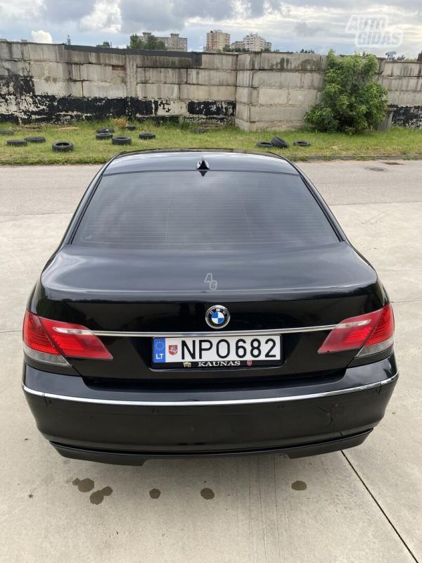 Black BMW 745 2006 in Kaunas, with an engine capacity of 4.40 L and mileage of 480 thousand km for 4700 €, photo 11 on AUTOMOTO.COM.LV