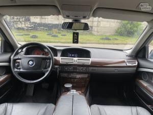 Melns BMW 745 2006 Kauņa, ar dzinēja tilpumu 4.40 L un nobraukumu 480 tūkst. km par 4700 €, foto 23 vietnē AUTOMOTO.COM.LV