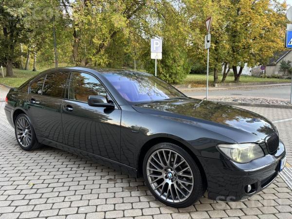 Melns BMW 745 2007 Bauska, ar dzinēja tilpumu 4.50 L un nobraukumu 385 tūkst. km par 7200 €, foto 9 vietnē AUTOMOTO.COM.LV