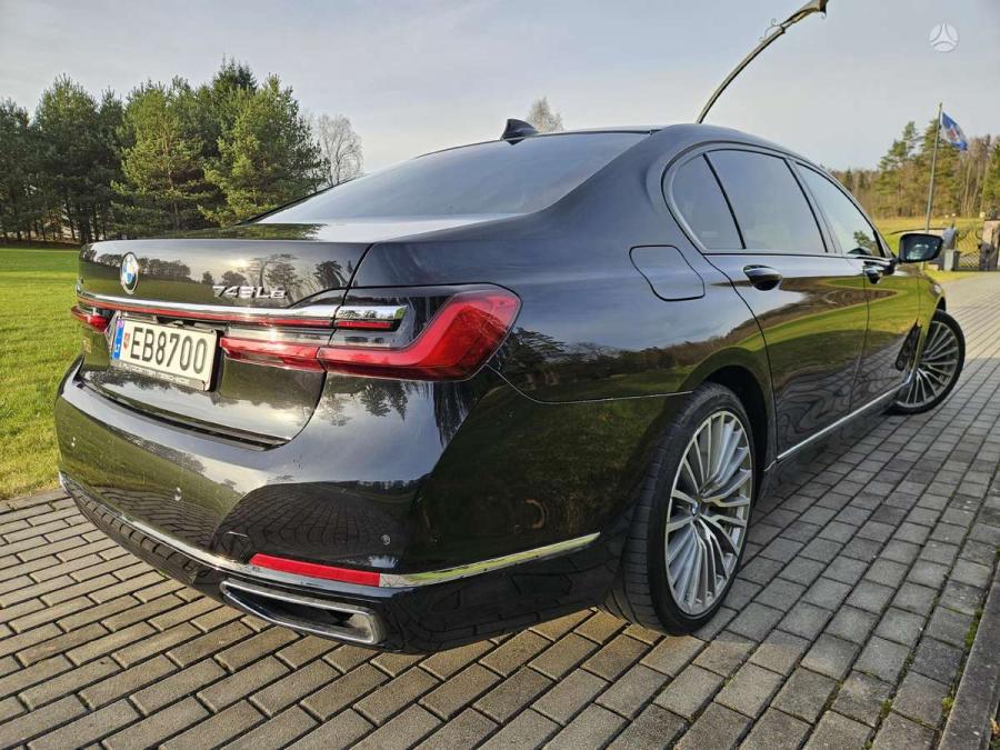 Melns BMW 745 2019 Telšiai, ar dzinēja tilpumu 3.00 L un nobraukumu 171 tūkst. km par 43500 €, foto 13 vietnē AUTOMOTO.COM.LV