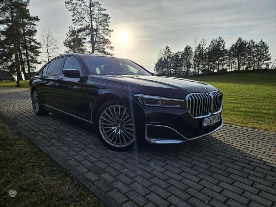Melns BMW 745 2019 Telšiai, ar dzinēja tilpumu 3.00 L un nobraukumu 171 tūkst. km par 43500 €, foto 39 vietnē AUTOMOTO.COM.LV