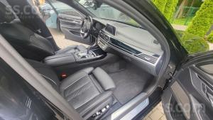 Melns BMW 745 2019 Rīga, ar dzinēja tilpumu 3.00 L un nobraukumu 117 tūkst. km par 40000 €, foto 5 vietnē AUTOMOTO.COM.LV