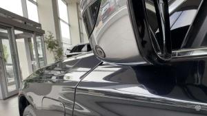 Black BMW 745 2019 in Marijampole, with an engine capacity of 3.00 L and mileage of 225 thousand km for 36999 €, photo 20 on AUTOMOTO.COM.LV