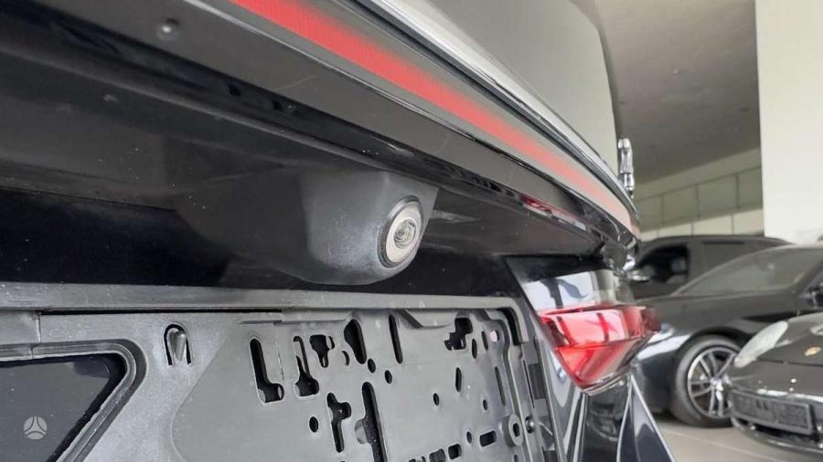 Black BMW 745 2019 in Marijampole, with an engine capacity of 3.00 L and mileage of 225 thousand km for 36999 €, photo 32 on AUTOMOTO.COM.LV