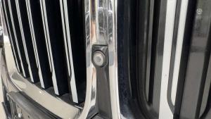Black BMW 745 2019 in Marijampole, with an engine capacity of 3.00 L and mileage of 225 thousand km for 36999 €, photo 34 on AUTOMOTO.COM.LV
