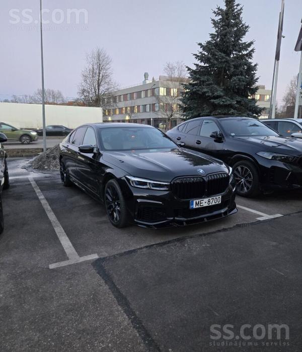 Melns BMW 745 2020 Rīga, ar dzinēja tilpumu 3.00 L un nobraukumu 60 tūkst. km par 39000 €, foto 4 vietnē AUTOMOTO.COM.LV