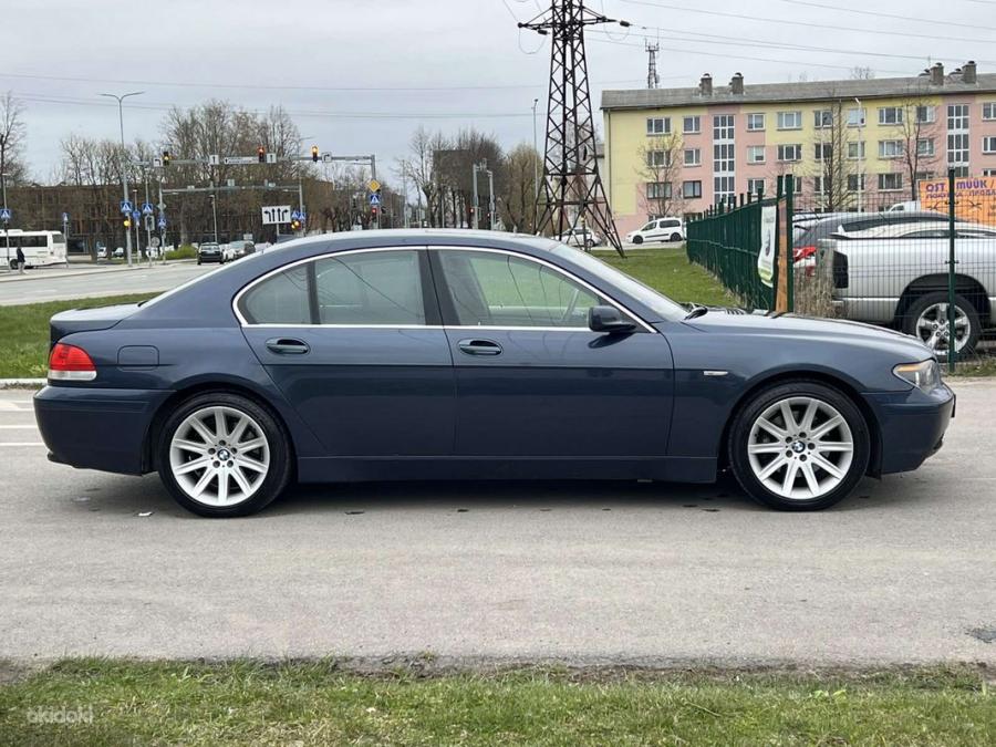 Zils BMW 745 2002 Narva, ar dzinēja tilpumu 4.40 L un nobraukumu 403 tūkst. km par 2999 €, foto 16 vietnē AUTOMOTO.COM.LV