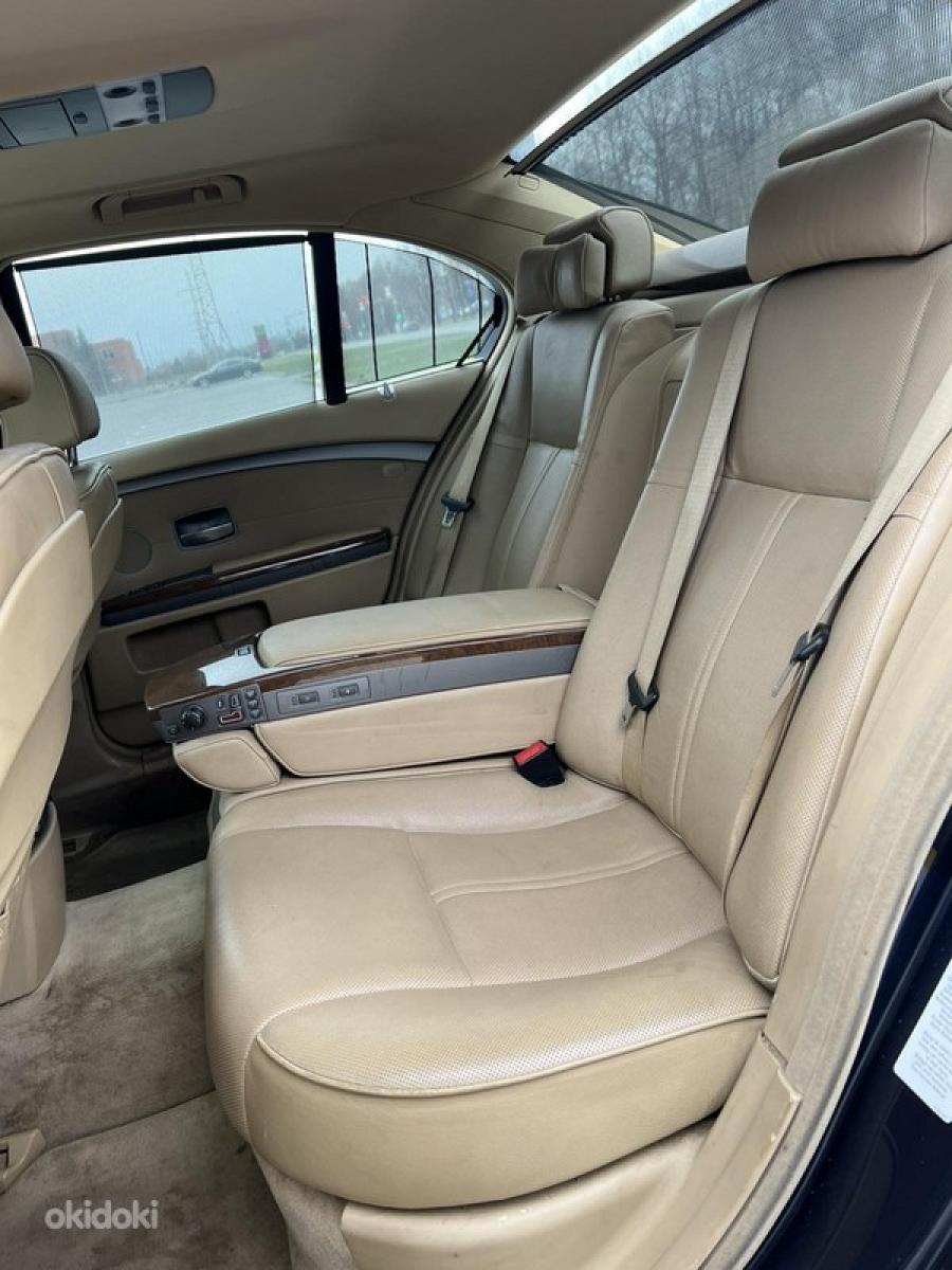 Zils BMW 745 2002 Narva, ar dzinēja tilpumu 4.40 L un nobraukumu 403 tūkst. km par 2999 €, foto 21 vietnē AUTOMOTO.COM.LV