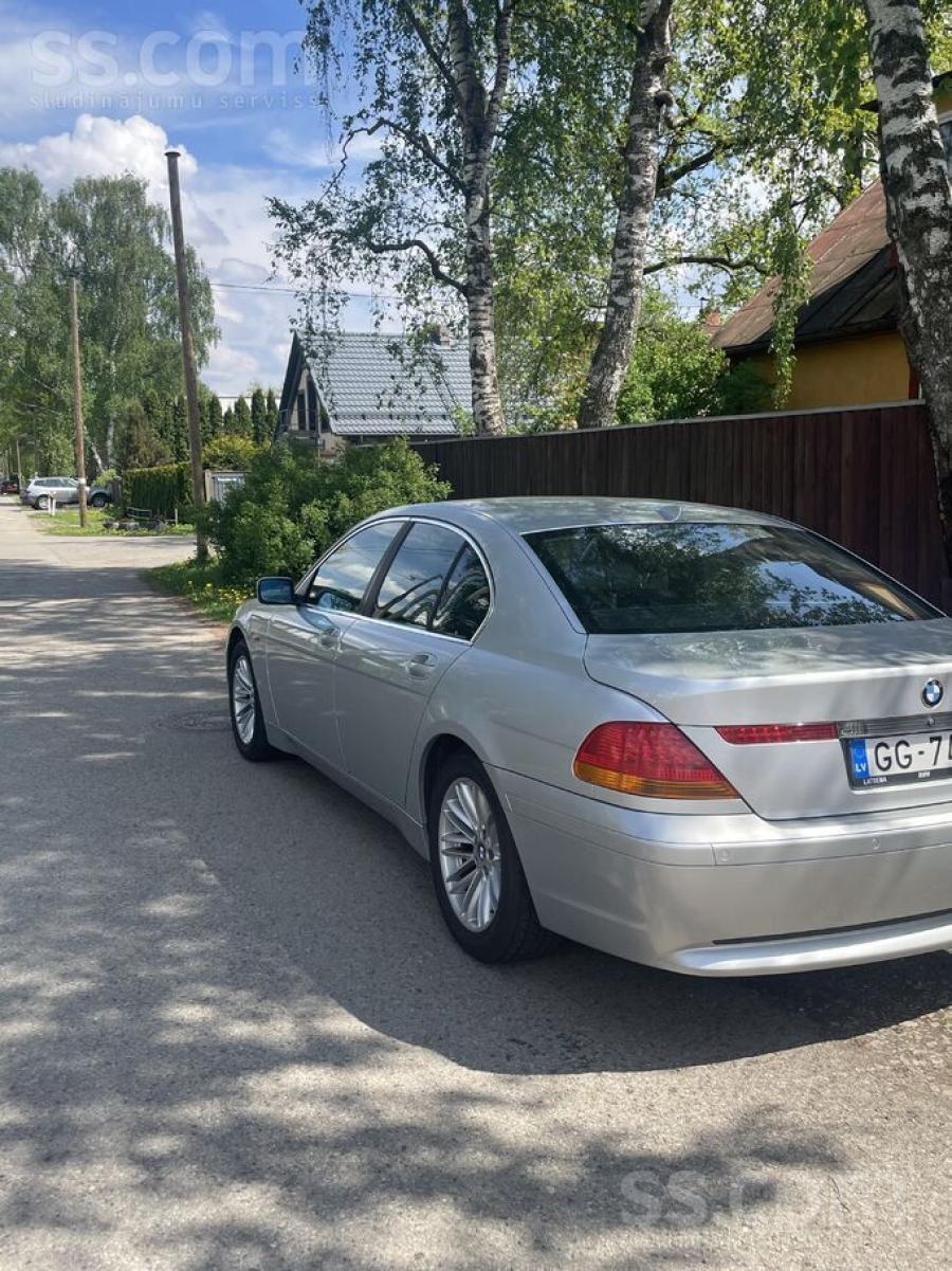 Grey BMW 745 2001 in Riga, with an engine capacity of 4.40 L and mileage of 185 thousand km for 5500 €, photo 3 on AUTOMOTO.COM.LV