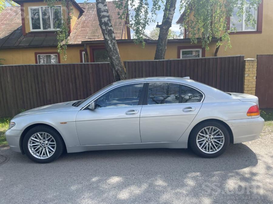 Grey BMW 745 2001 in Riga, with an engine capacity of 4.40 L and mileage of 185 thousand km for 5500 €, photo 5 on AUTOMOTO.COM.LV