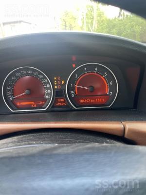 Grey BMW 745 2001 in Riga, with an engine capacity of 4.40 L and mileage of 185 thousand km for 5500 €, photo 10 on AUTOMOTO.COM.LV