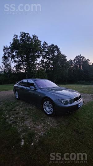 Grey BMW 745 2002 in Riga, with an engine capacity of 4.40 L and mileage of 316 thousand km for 3300 €, photo 2 on AUTOMOTO.COM.LV