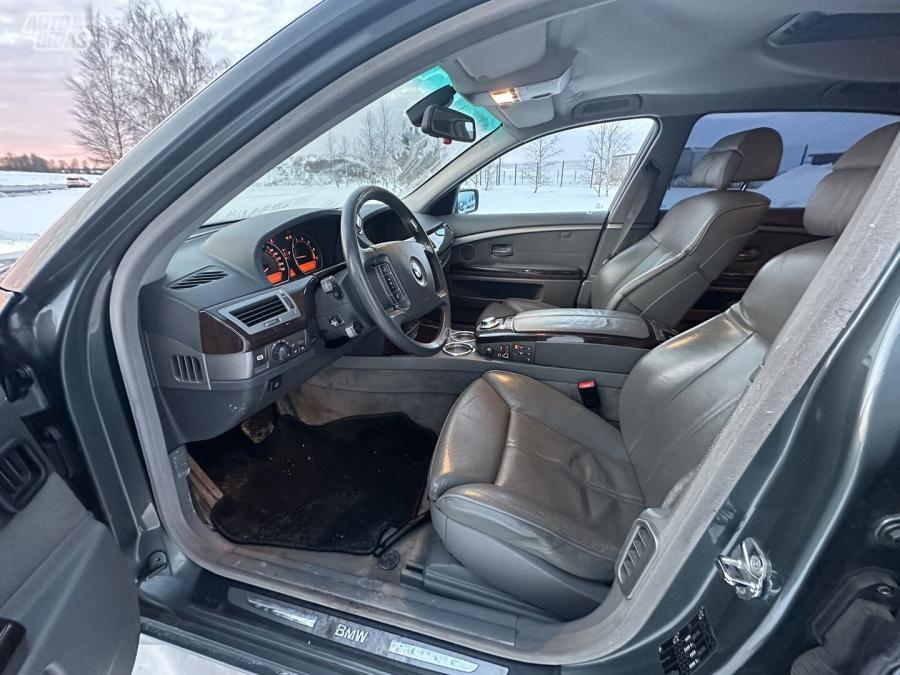 Pelēks BMW 745 2002 Klaipėda, ar dzinēja tilpumu 4.40 L un nobraukumu 213 tūkst. km par 2750 €, foto 7 vietnē AUTOMOTO.COM.LV