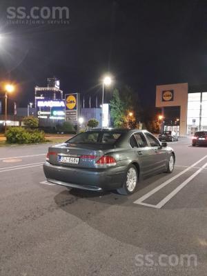 Grey BMW 745 2002 in Riga, with an engine capacity of 4.40 L and mileage of 318 thousand km for 3700 €, photo 4 on AUTOMOTO.COM.LV