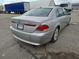 Pelēks BMW 745 2002 Marijampole, ar dzinēja tilpumu 4.40 L un nobraukumu 300 tūkst. km par 2500 €, foto 4 vietnē AUTOMOTO.COM.LV