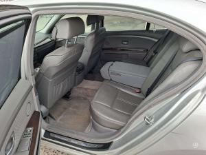 Pelēks BMW 745 2002 Marijampole, ar dzinēja tilpumu 4.40 L un nobraukumu 300 tūkst. km par 2500 €, foto 6 vietnē AUTOMOTO.COM.LV