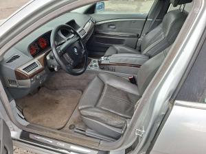 Pelēks BMW 745 2002 Marijampole, ar dzinēja tilpumu 4.40 L un nobraukumu 300 tūkst. km par 2500 €, foto 7 vietnē AUTOMOTO.COM.LV