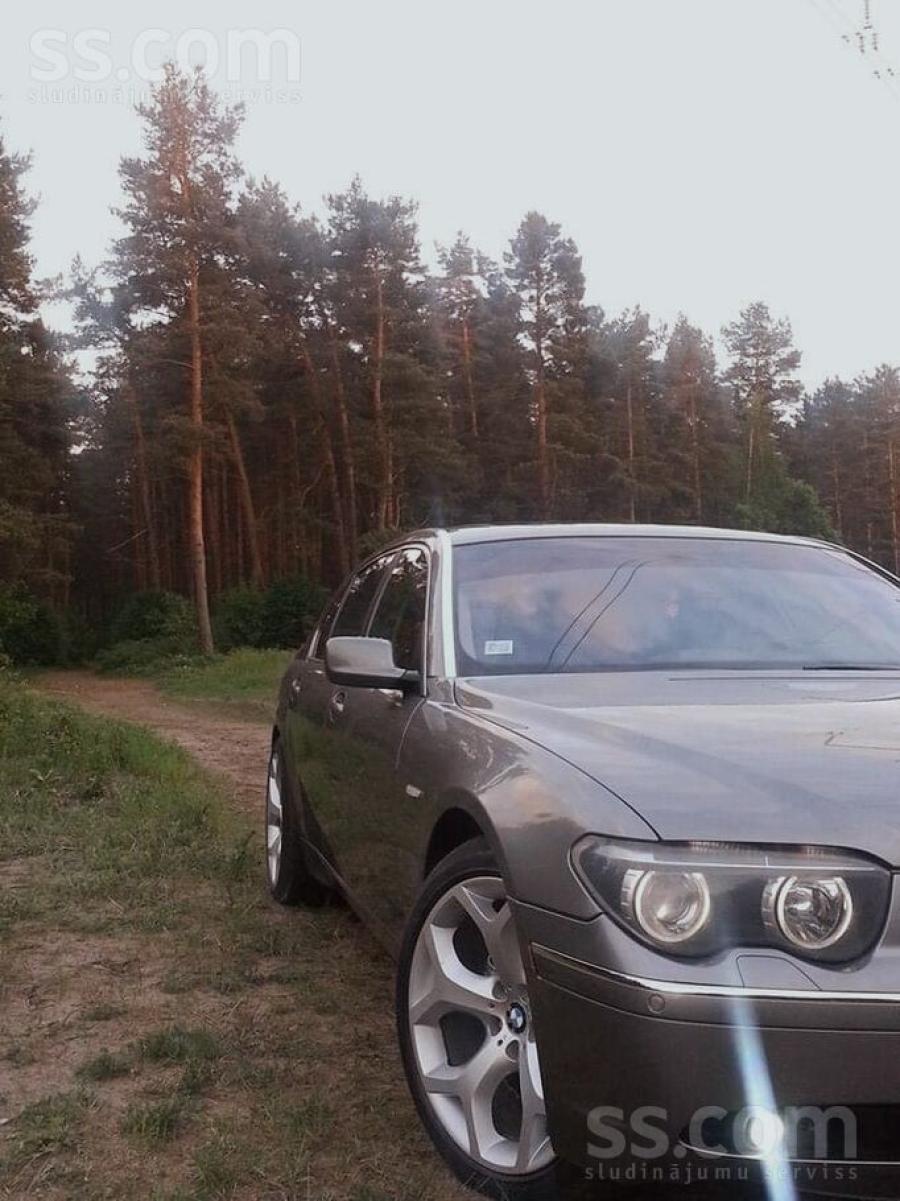 Pelēks BMW 745 2003 Rīga, ar dzinēja tilpumu 4.40 L un nobraukumu 413 tūkst. km par 4000 €, foto 3 vietnē AUTOMOTO.COM.LV