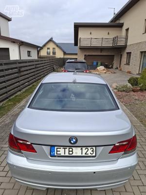 Pelēks BMW 745 2005 Kauņa, ar dzinēja tilpumu 4.40 L un nobraukumu 240 tūkst. km par 3000 €, foto 2 vietnē AUTOMOTO.COM.LV