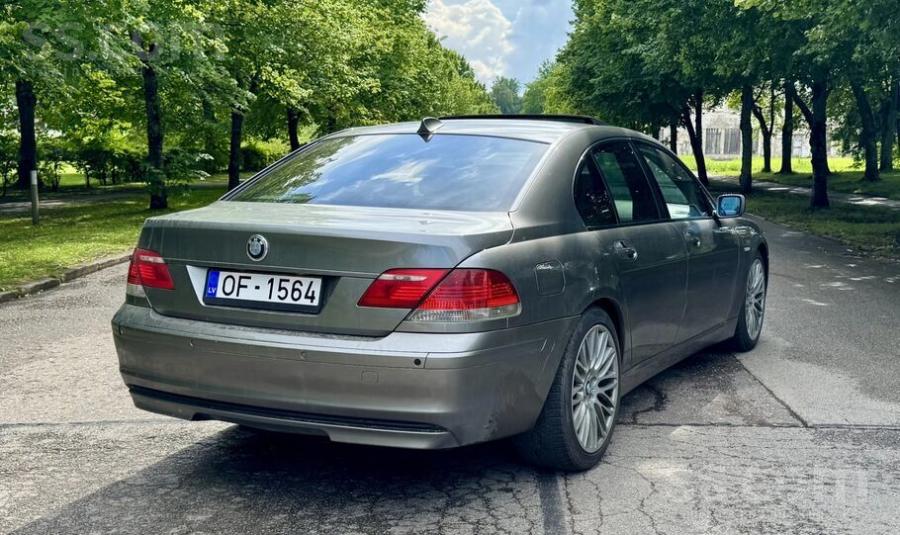 Grey BMW 745 2005 in Jurmala, with an engine capacity of 4.40 L and mileage of 300 thousand km for 4500 €, photo 3 on AUTOMOTO.COM.LV