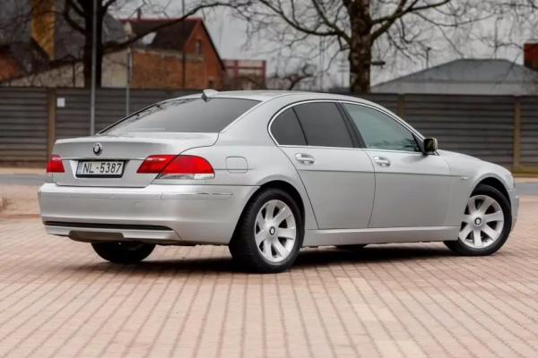Серый БМВ 745 2006 в Елгава, объемом двигателя 4.50 л и пробегом 329 тыс. км за 5900 €, фото 5 на AUTOMOTO.COM.LV
