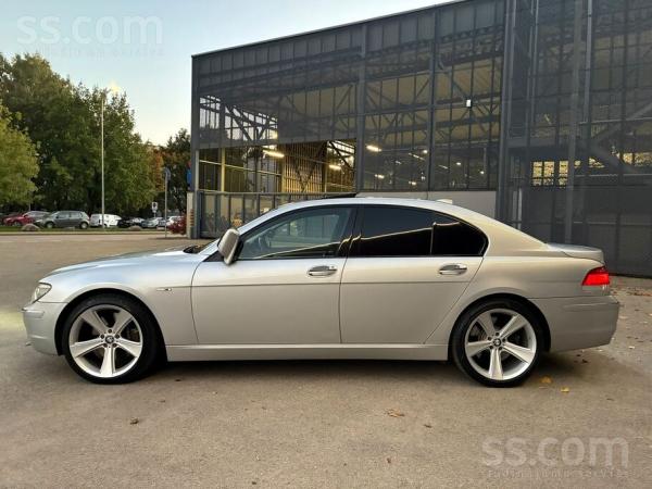 Pelēks BMW 745 2006 Rīga, ar dzinēja tilpumu 4.50 L un nobraukumu 362 tūkst. km par 6200 €, foto 9 vietnē AUTOMOTO.COM.LV