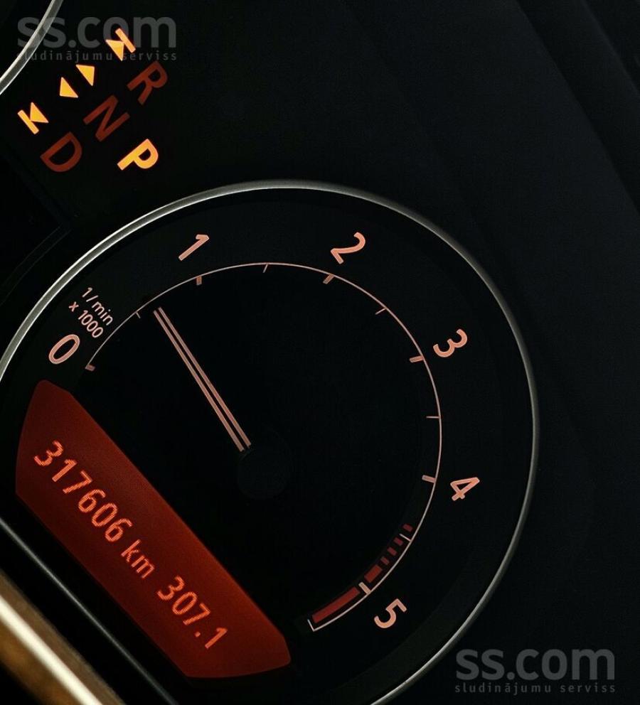 Pelēks BMW 745 2007 Jelgava, ar dzinēja tilpumu 4.40 L un nobraukumu 317 tūkst. km par 3690 €, foto 16 vietnē AUTOMOTO.COM.LV