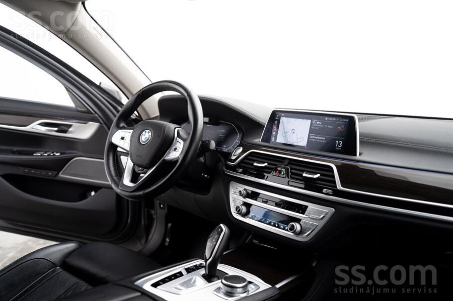 Grey BMW 745 2019 in Riga, with an engine capacity of 3.00 L and mileage of 133 thousand km for 42900 €, photo 13 on AUTOMOTO.COM.LV