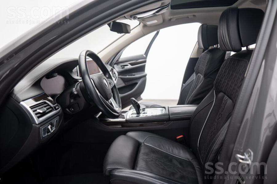 Pelēks BMW 745 2019 Rīga, ar dzinēja tilpumu 3.00 L un nobraukumu 133 tūkst. km par 38900 €, foto 9 vietnē AUTOMOTO.COM.LV