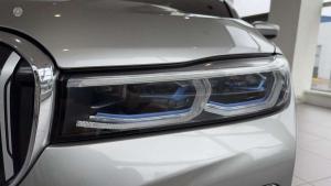 Grey BMW 745 2019 in Marijampole, with an engine capacity of 3.00 L and mileage of 146 thousand km for 41999 €, photo 4 on AUTOMOTO.COM.LV