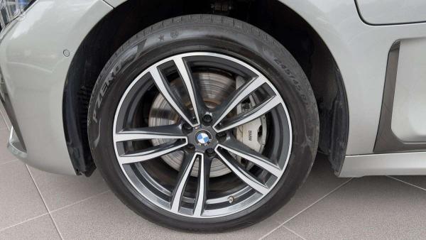 Grey BMW 745 2019 in Marijampole, with an engine capacity of 3.00 L and mileage of 146 thousand km for 41999 €, photo 5 on AUTOMOTO.COM.LV