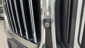 Grey BMW 745 2019 in Marijampole, with an engine capacity of 3.00 L and mileage of 146 thousand km for 41999 €, photo 28 on AUTOMOTO.COM.LV