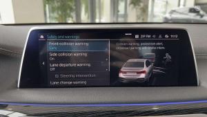 Grey BMW 745 2019 in Marijampole, with an engine capacity of 3.00 L and mileage of 146 thousand km for 41999 €, photo 34 on AUTOMOTO.COM.LV