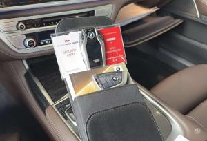 Grey BMW 745 2019 in Marijampole, with an engine capacity of 3.00 L and mileage of 146 thousand km for 41999 €, photo 37 on AUTOMOTO.COM.LV