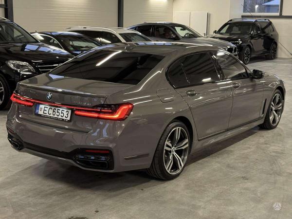 Pelēks BMW 745 2020 Marijampole, ar dzinēja tilpumu 3.00 L un nobraukumu 106 tūkst. km par 49500 €, foto 11 vietnē AUTOMOTO.COM.LV