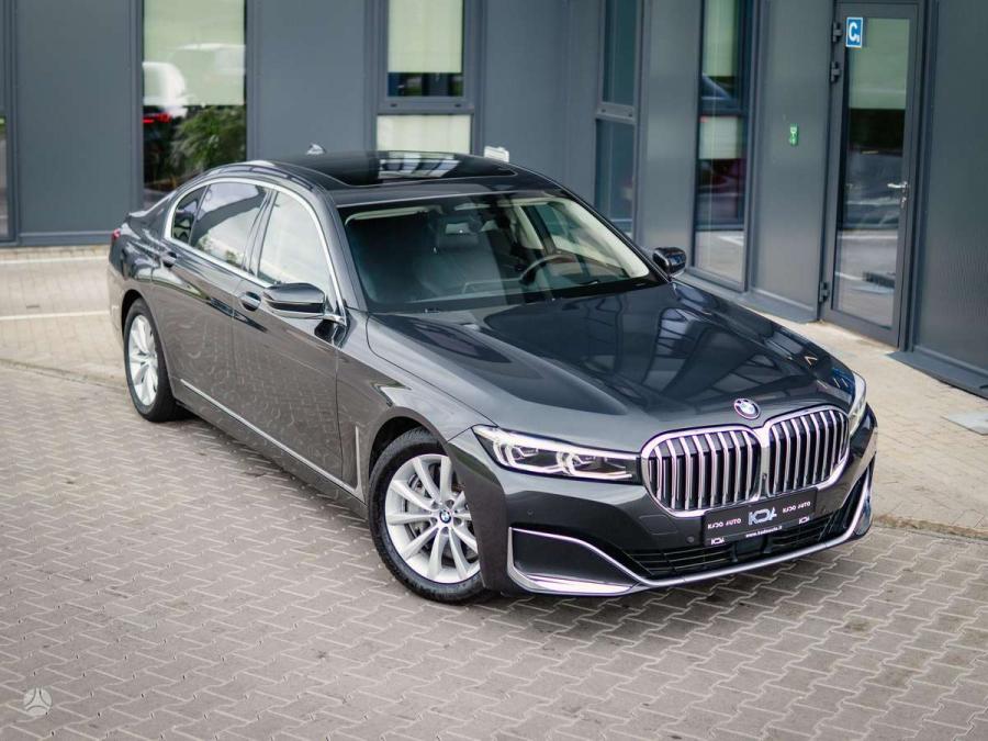 Pelēks BMW 745 2020 Kauņa, ar dzinēja tilpumu 3.00 L un nobraukumu 182 tūkst. km par 34450 €, foto 4 vietnē AUTOMOTO.COM.LV