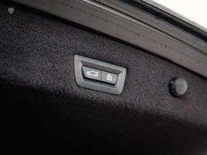 Pelēks BMW 745 2020 Kauņa, ar dzinēja tilpumu 3.00 L un nobraukumu 182 tūkst. km par 34450 €, foto 16 vietnē AUTOMOTO.COM.LV
