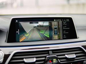 Pelēks BMW 745 2020 Kauņa, ar dzinēja tilpumu 3.00 L un nobraukumu 182 tūkst. km par 34450 €, foto 20 vietnē AUTOMOTO.COM.LV
