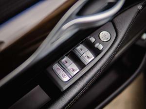 Pelēks BMW 745 2020 Kauņa, ar dzinēja tilpumu 3.00 L un nobraukumu 182 tūkst. km par 34450 €, foto 30 vietnē AUTOMOTO.COM.LV