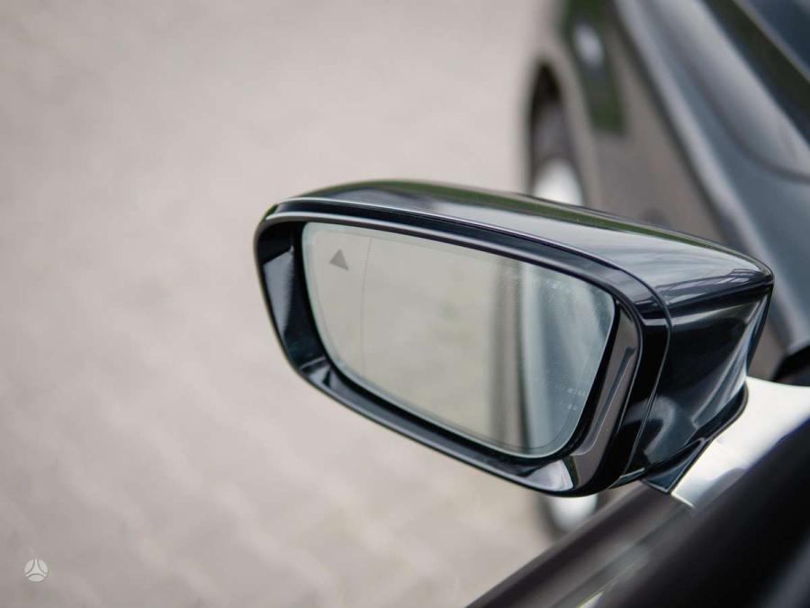 Pelēks BMW 745 2020 Kauņa, ar dzinēja tilpumu 3.00 L un nobraukumu 182 tūkst. km par 34450 €, foto 32 vietnē AUTOMOTO.COM.LV