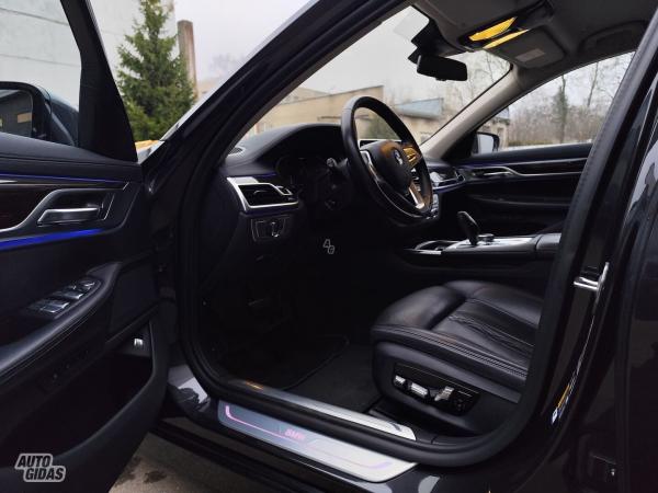 Pelēks BMW 745 2022 Šilutė, ar dzinēja tilpumu 3.00 L un nobraukumu 169 tūkst. km par 39000 €, foto 11 vietnē AUTOMOTO.COM.LV