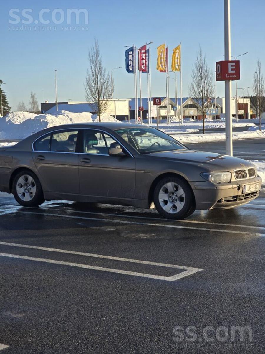 BMW 745 2002 in Riga, with an engine capacity of 4.40 L and mileage of 295 thousand km for 3100 €, photo 1 on AUTOMOTO.COM.LV
