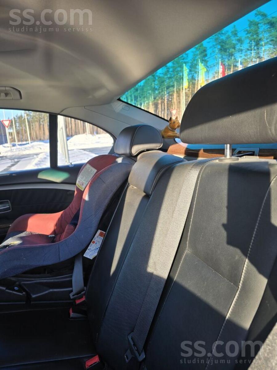 BMW 745 2002 in Riga, with an engine capacity of 4.40 L and mileage of 295 thousand km for 3100 €, photo 6 on AUTOMOTO.COM.LV