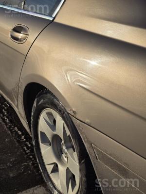 BMW 745 2002 in Riga, with an engine capacity of 4.40 L and mileage of 295 thousand km for 3100 €, photo 18 on AUTOMOTO.COM.LV