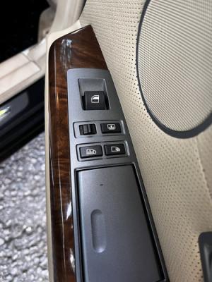 BMW 745 2002 in Kivioli, with an engine capacity of 4.40 L and mileage of 281 thousand km for 4000 €, photo 11 on AUTOMOTO.COM.LV
