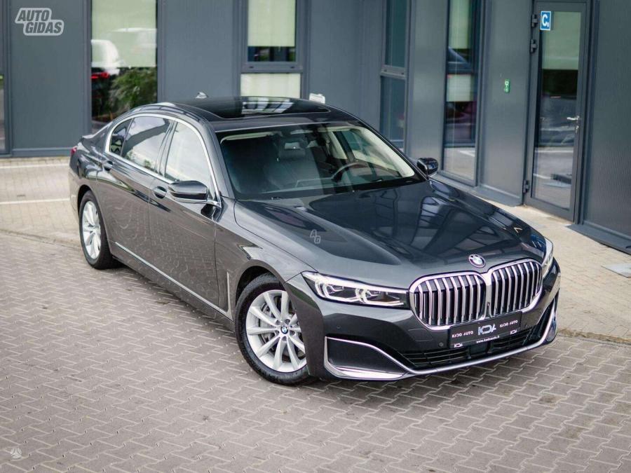 BMW 745 2020 in Marijampole, with an engine capacity of 3.00 L and mileage of 182 thousand km for 35950 €, photo 4 on AUTOMOTO.COM.LV