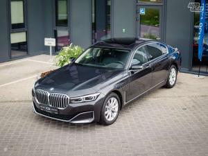 BMW 745 2020 in Marijampole, with an engine capacity of 3.00 L and mileage of 182 thousand km for 35950 €, photo 6 on AUTOMOTO.COM.LV