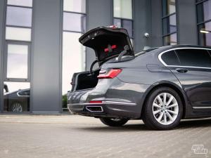 BMW 745 2020 in Marijampole, with an engine capacity of 3.00 L and mileage of 182 thousand km for 35950 €, photo 12 on AUTOMOTO.COM.LV