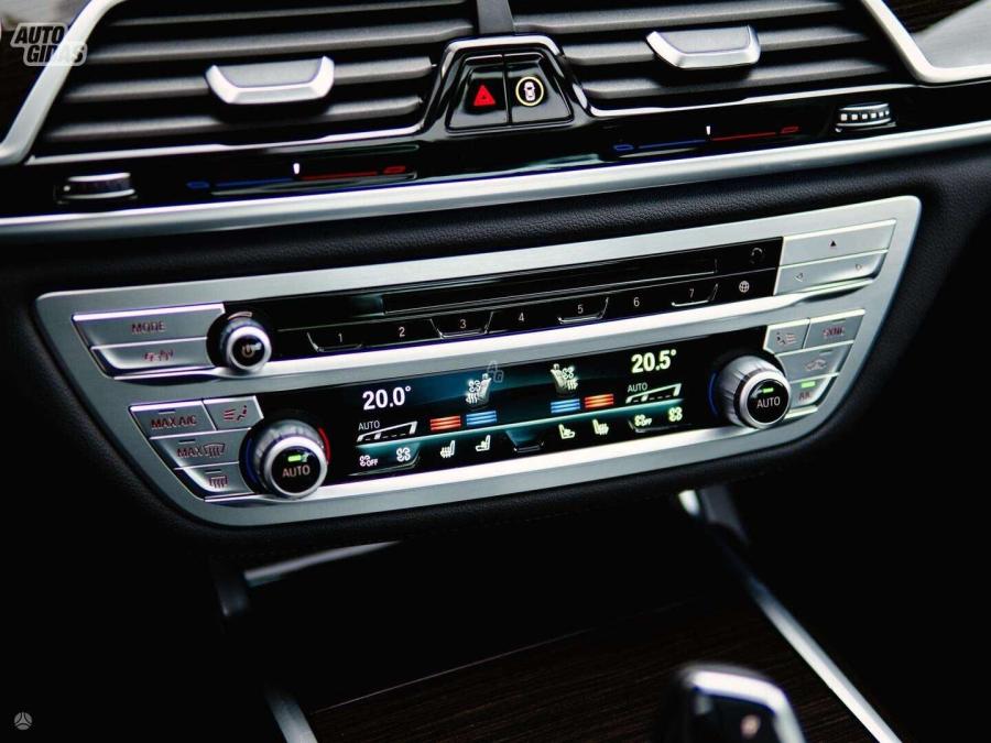 BMW 745 2020 in Marijampole, with an engine capacity of 3.00 L and mileage of 182 thousand km for 35950 €, photo 21 on AUTOMOTO.COM.LV