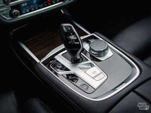 BMW 745 2020 in Marijampole, with an engine capacity of 3.00 L and mileage of 182 thousand km for 35950 €, photo 22 on AUTOMOTO.COM.LV